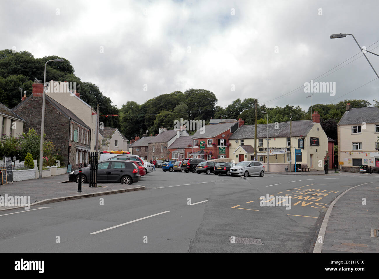 Laugharne village -Fotos und -Bildmaterial in hoher Auflösung – Alamy