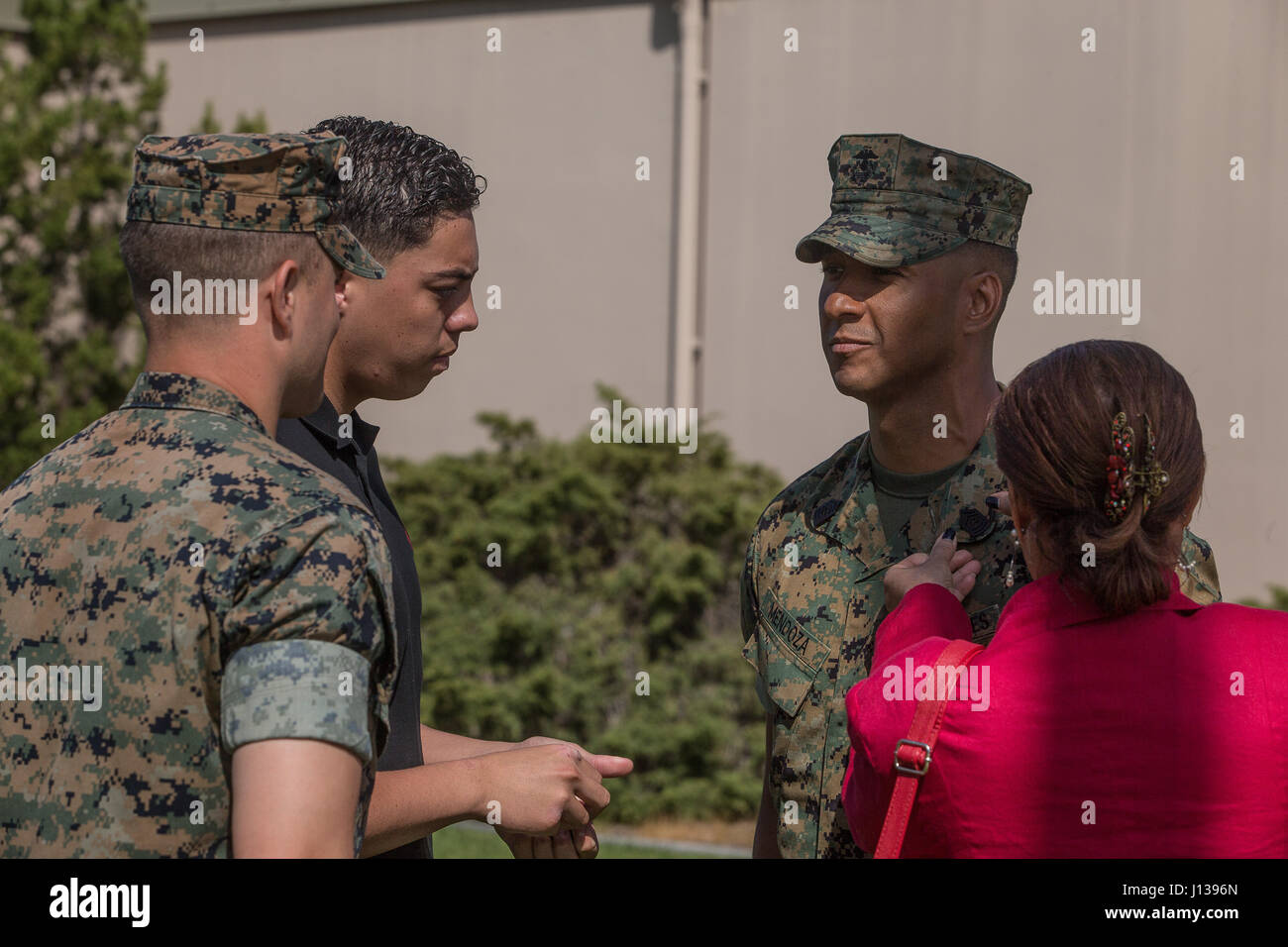 Marine corps namen bänder -Fotos und -Bildmaterial in hoher Auflösung ...