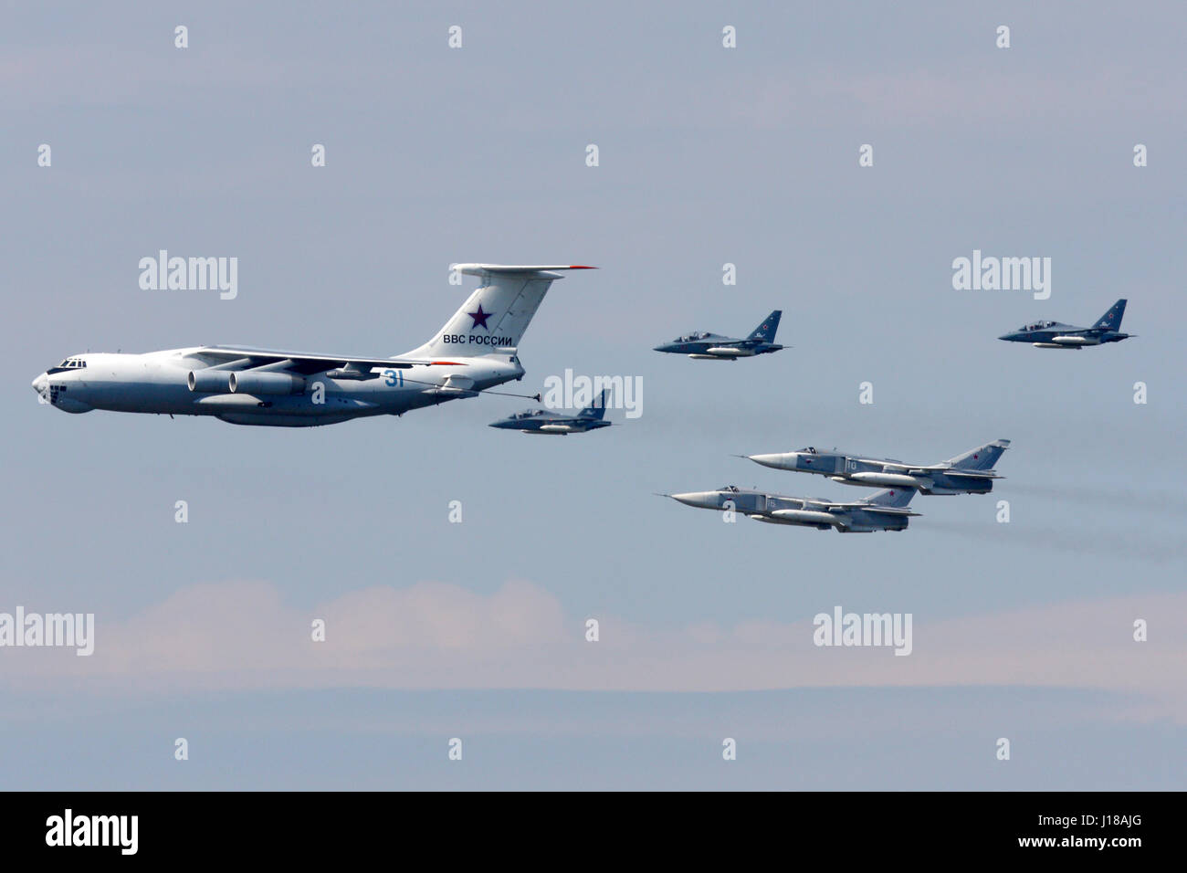 KHIMKI, MOSCOW REGION, Russland - 9. Mai 2010: Iljuschin IL-78 ...