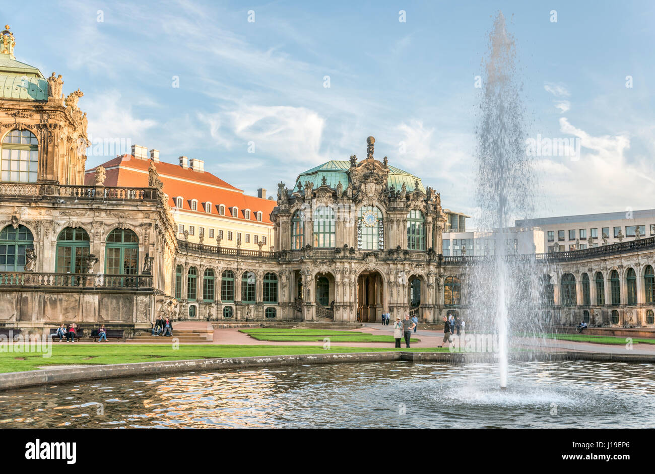 Zwinger schloss -Fotos und -Bildmaterial in hoher Auflösung – Alamy