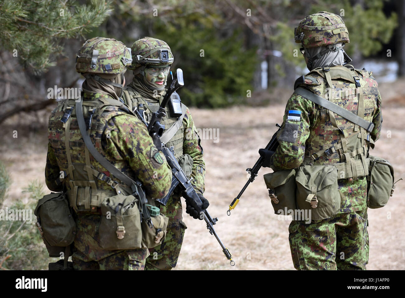 Danish military training -Fotos und -Bildmaterial in hoher Auflösung ...