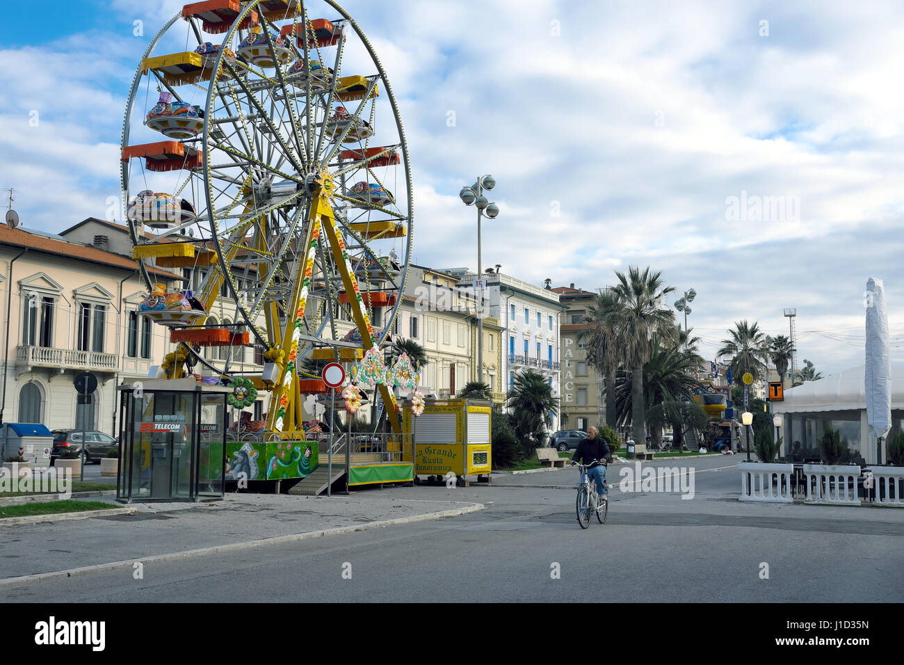 Viareggio promenade -Fotos und -Bildmaterial in hoher Auflösung – Alamy