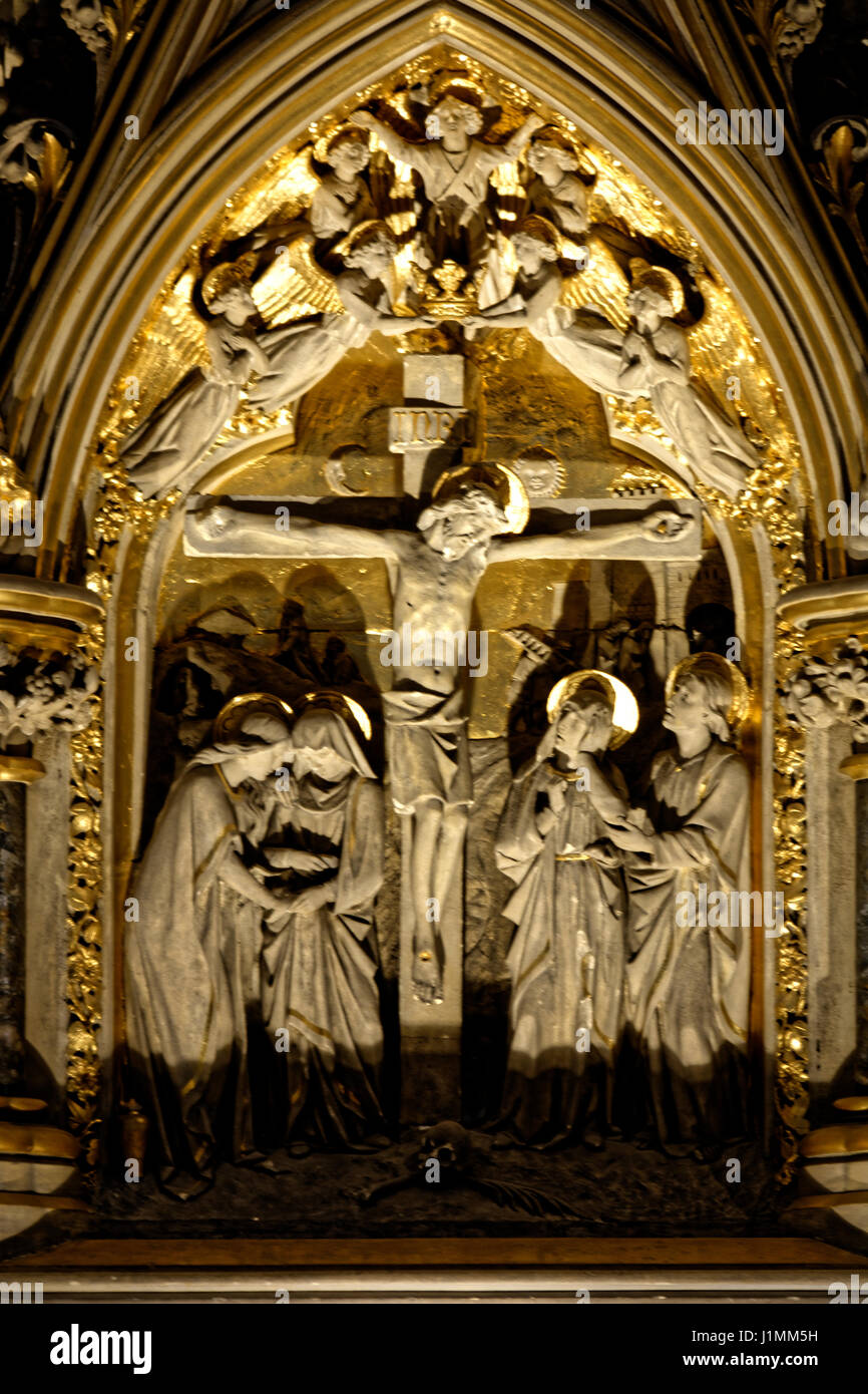 Retabel aus holz -Fotos und -Bildmaterial in hoher Auflösung – Alamy