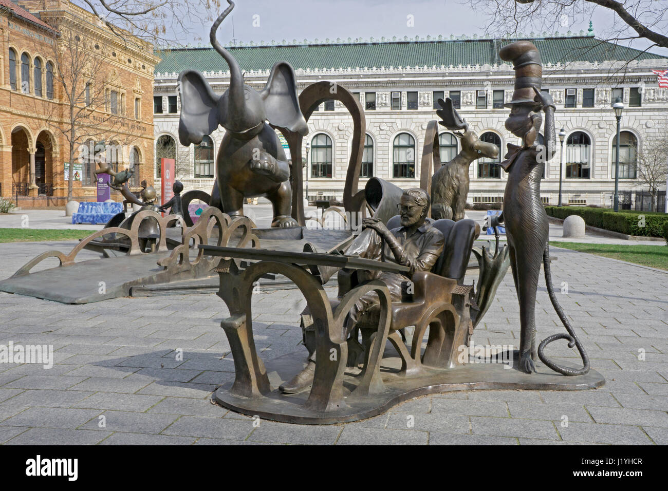Statuen in der Dr. Seuss Memorial Sculpture Garden in Sp [Rngfield ...