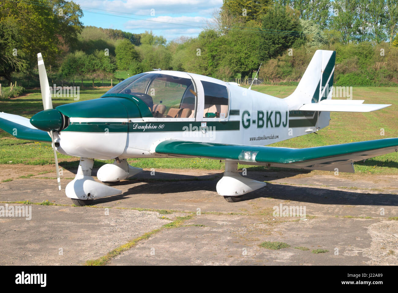 Robin aircraft -Fotos und -Bildmaterial in hoher Auflösung – Alamy