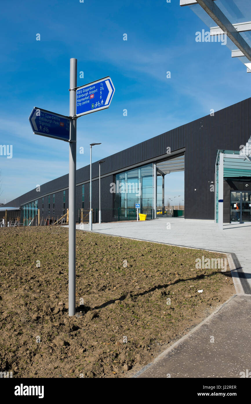 Edinburgh gateway station -Fotos und -Bildmaterial in hoher Auflösung ...