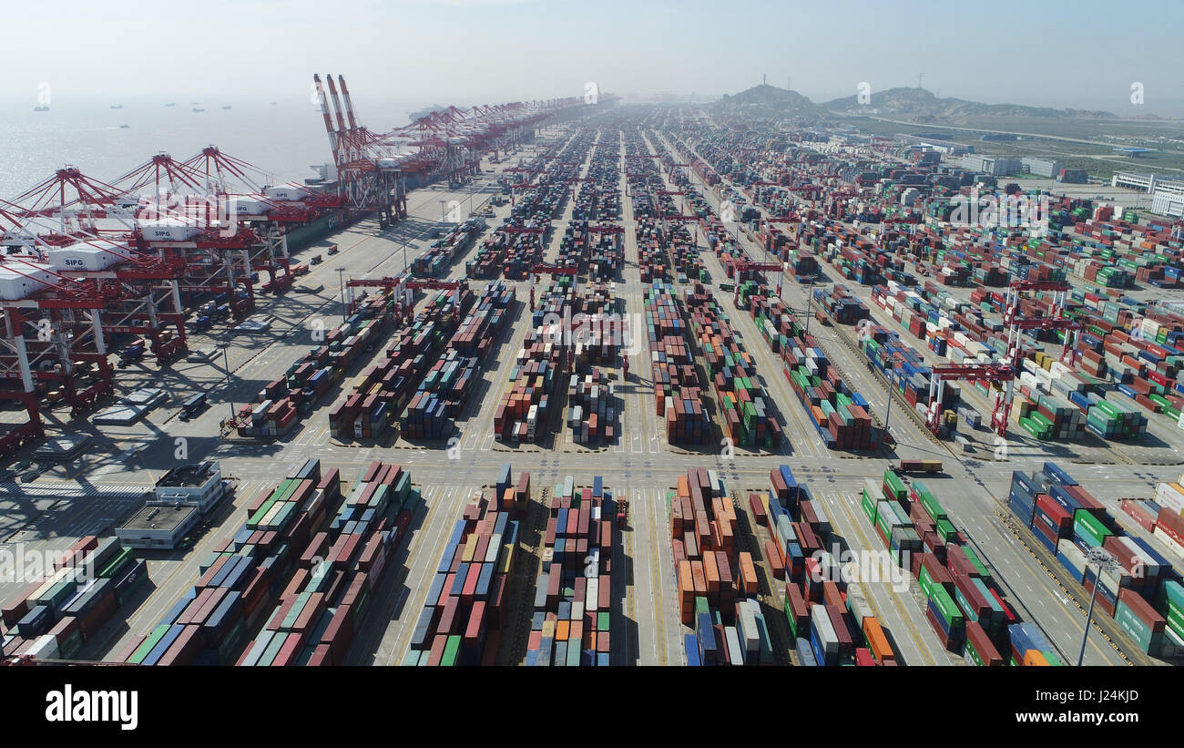 Yangshan hafen -Fotos und -Bildmaterial in hoher Auflösung – Alamy