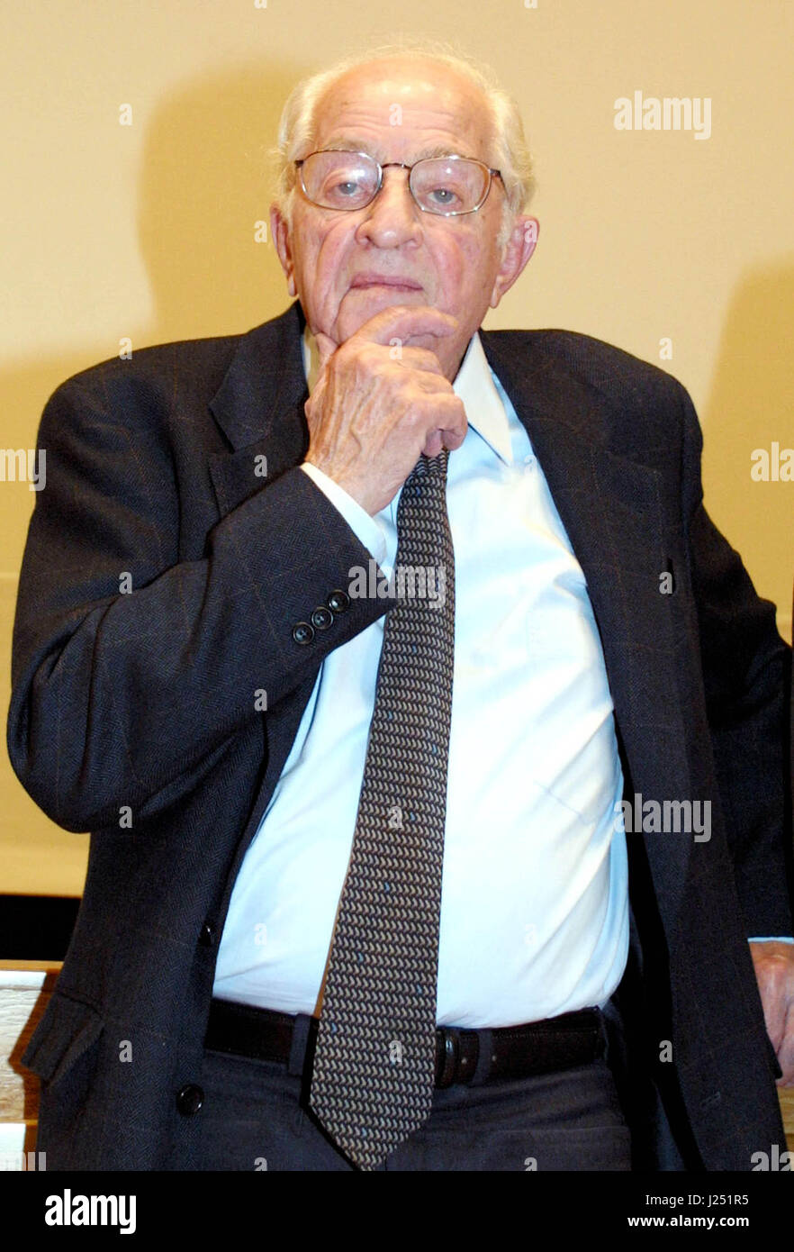 Jules Dassin Jules Dassin Stockfotos und -bilder Kaufen - Alamy