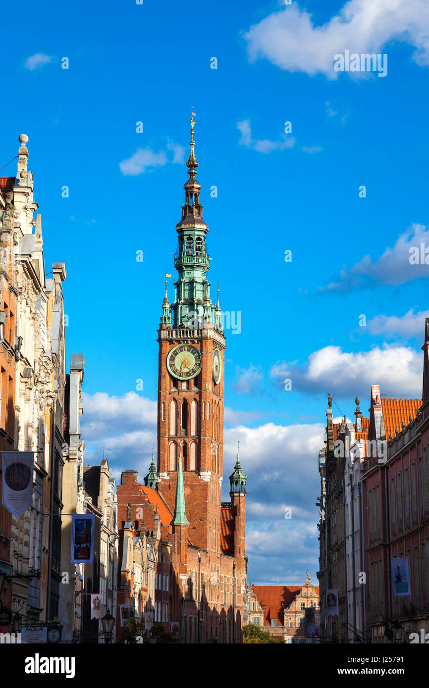 Lange Gasse und das Rathaus in Danzig, Polen Stockfotografie - Alamy