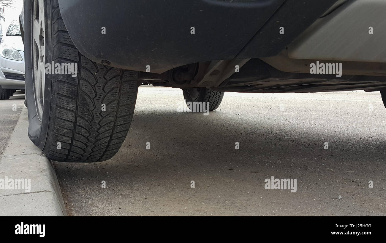 Schlecht parken -Fotos und -Bildmaterial in hoher Auflösung – Alamy