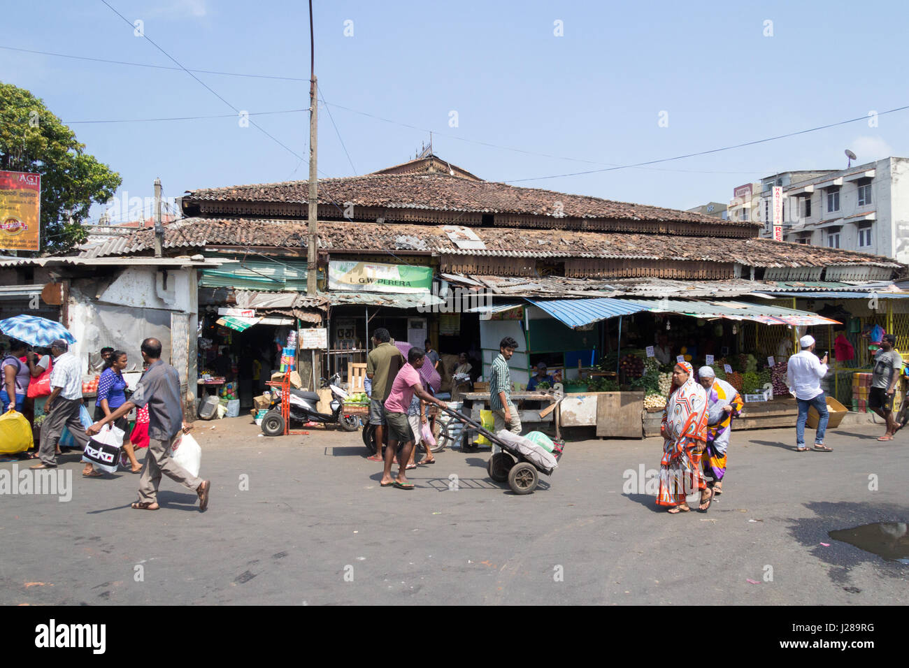 Colombo shopping street -Fotos und -Bildmaterial in hoher Auflösung – Alamy