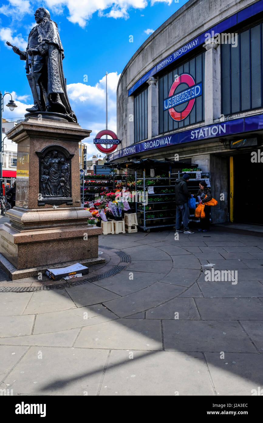 Tooting broadway unterirdisch -Fotos und -Bildmaterial in hoher ...