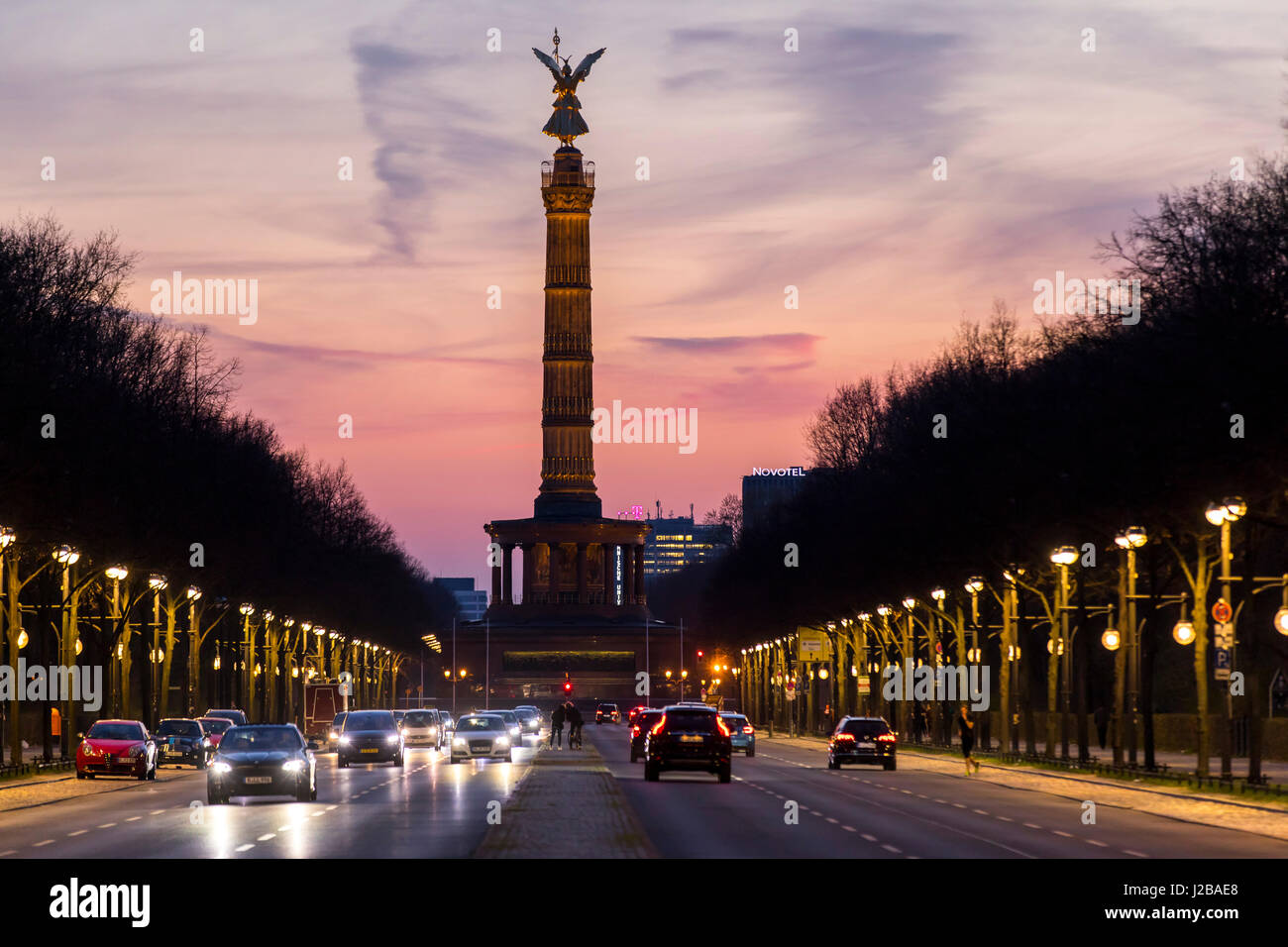 Straße des 17 juni -Fotos und -Bildmaterial in hoher Auflösung – Alamy