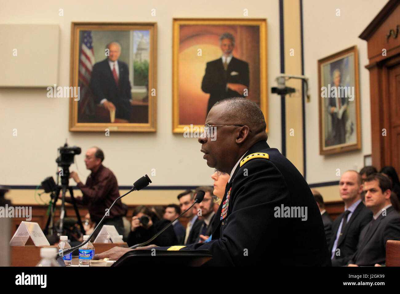 United States Army, General Lloyd James Austin III ist der 12. und ...