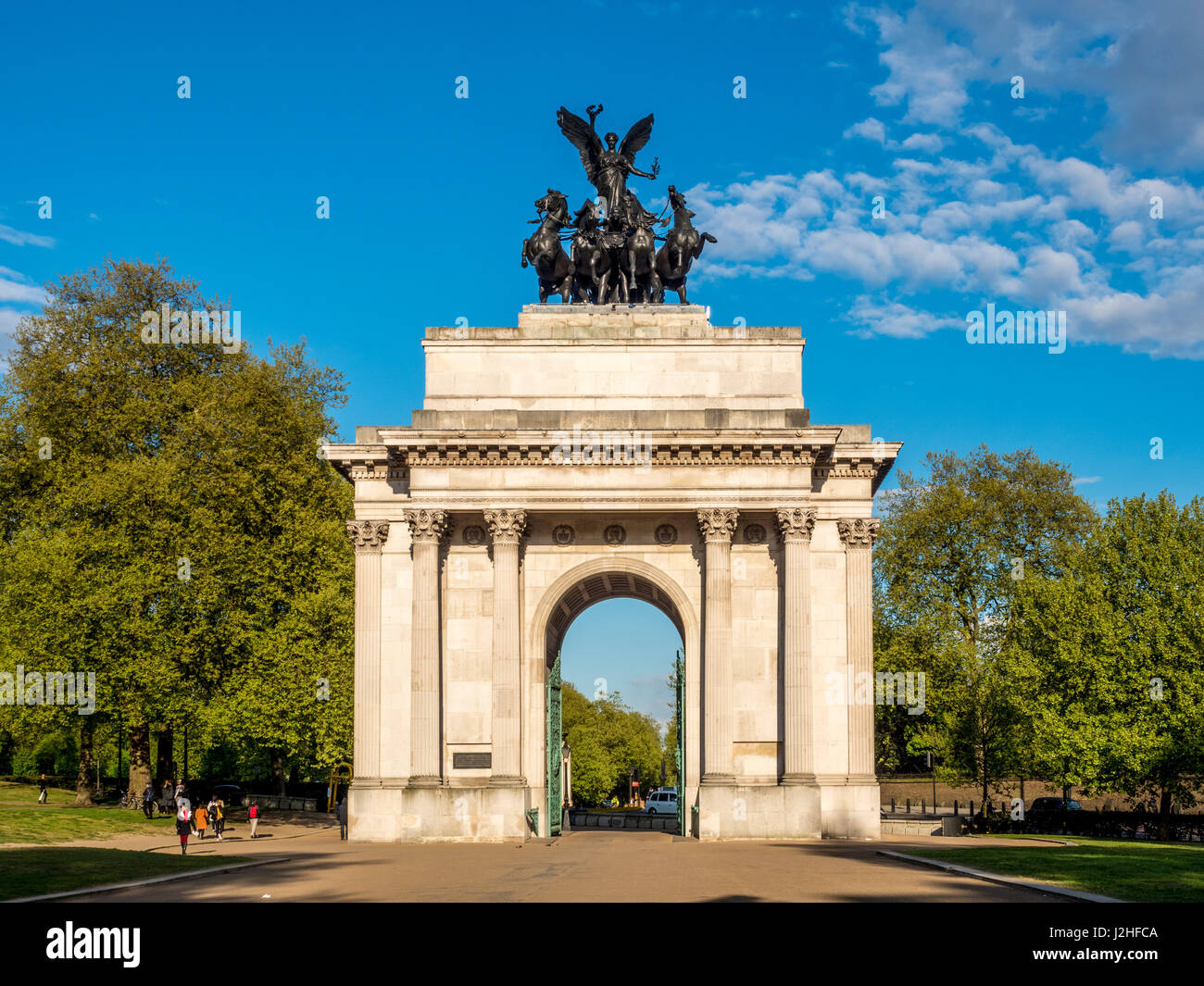 Wellington Arch (Decimus Burton), Hyde Park Corner, London, UK ...