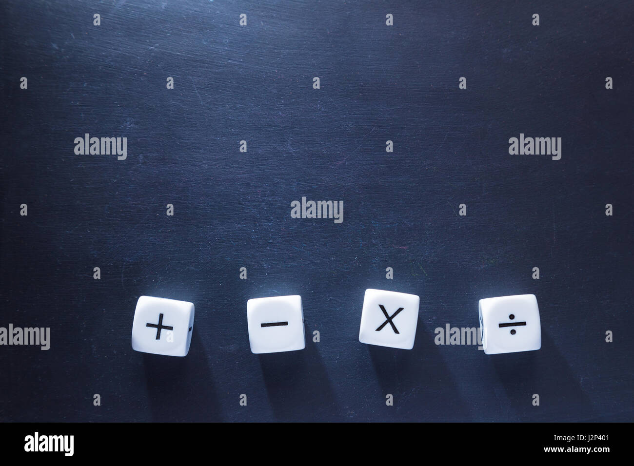 Arithmetischer operator hintergrund -Fotos und -Bildmaterial in hoher ...