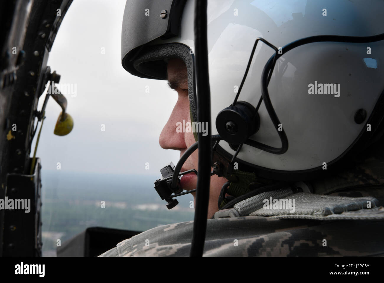 Senior Airman Caleb George, 4. Operations Support Squadron-Fluglotse ...