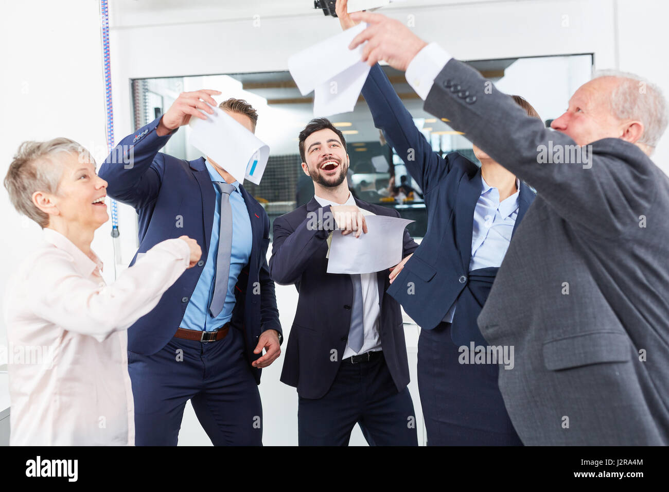 Business Team Erfolg feiern mit Begeisterung und Freude Stockfotografie ...