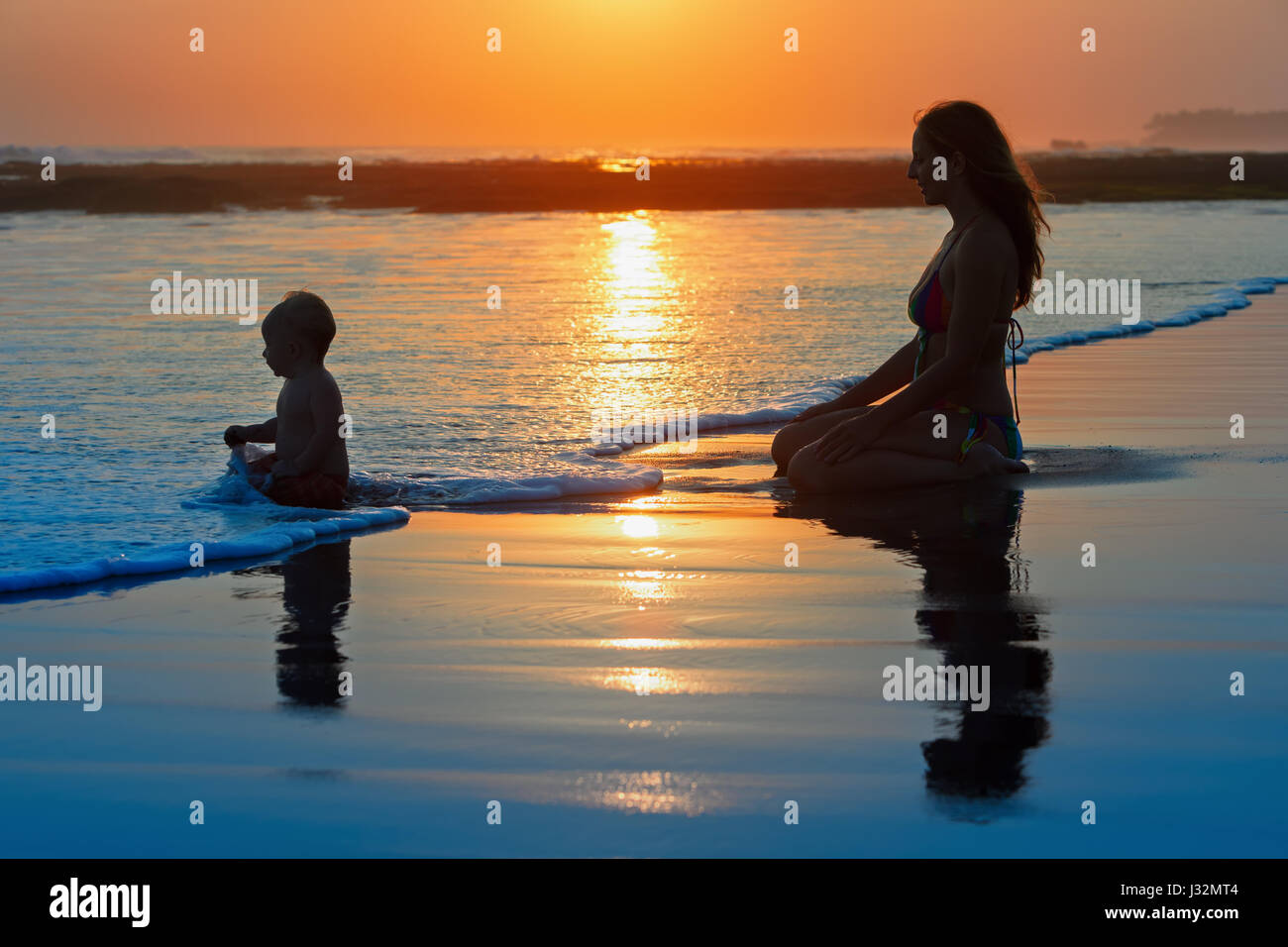 Sohn Hintergrund Stockfotos und -bilder Kaufen - Alamy
