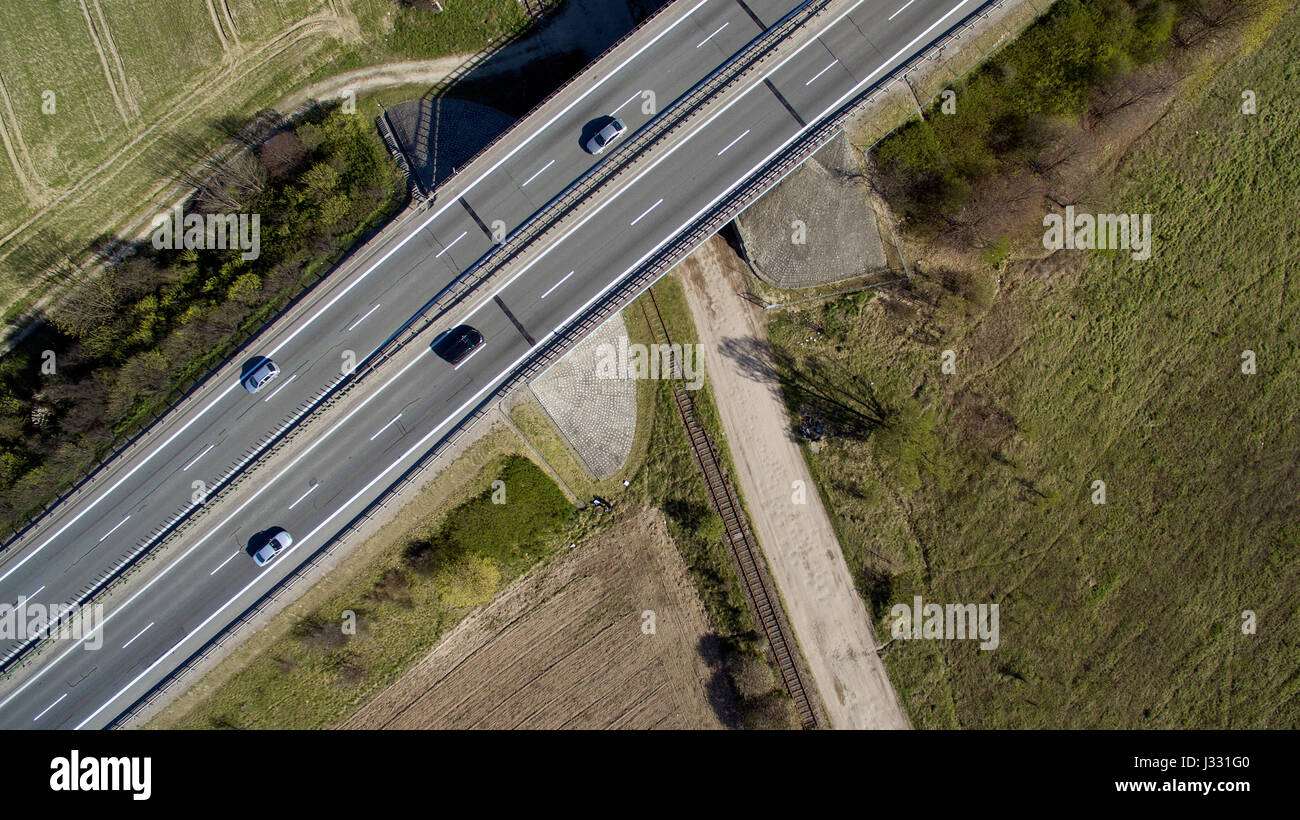 Autostrada road -Fotos und -Bildmaterial in hoher Auflösung – Alamy