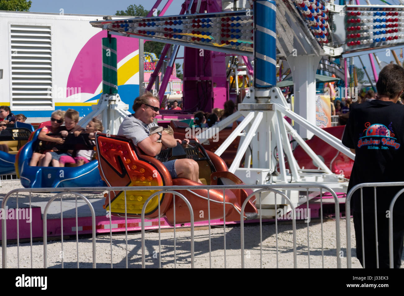 Kirmes kind -Fotos und -Bildmaterial in hoher Auflösung – Alamy