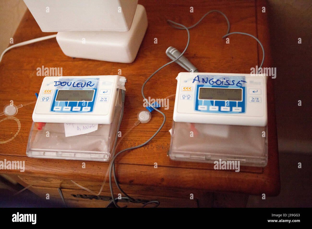 Morphine Pump Stockfotos & Morphine Pump Bilder - Alamy