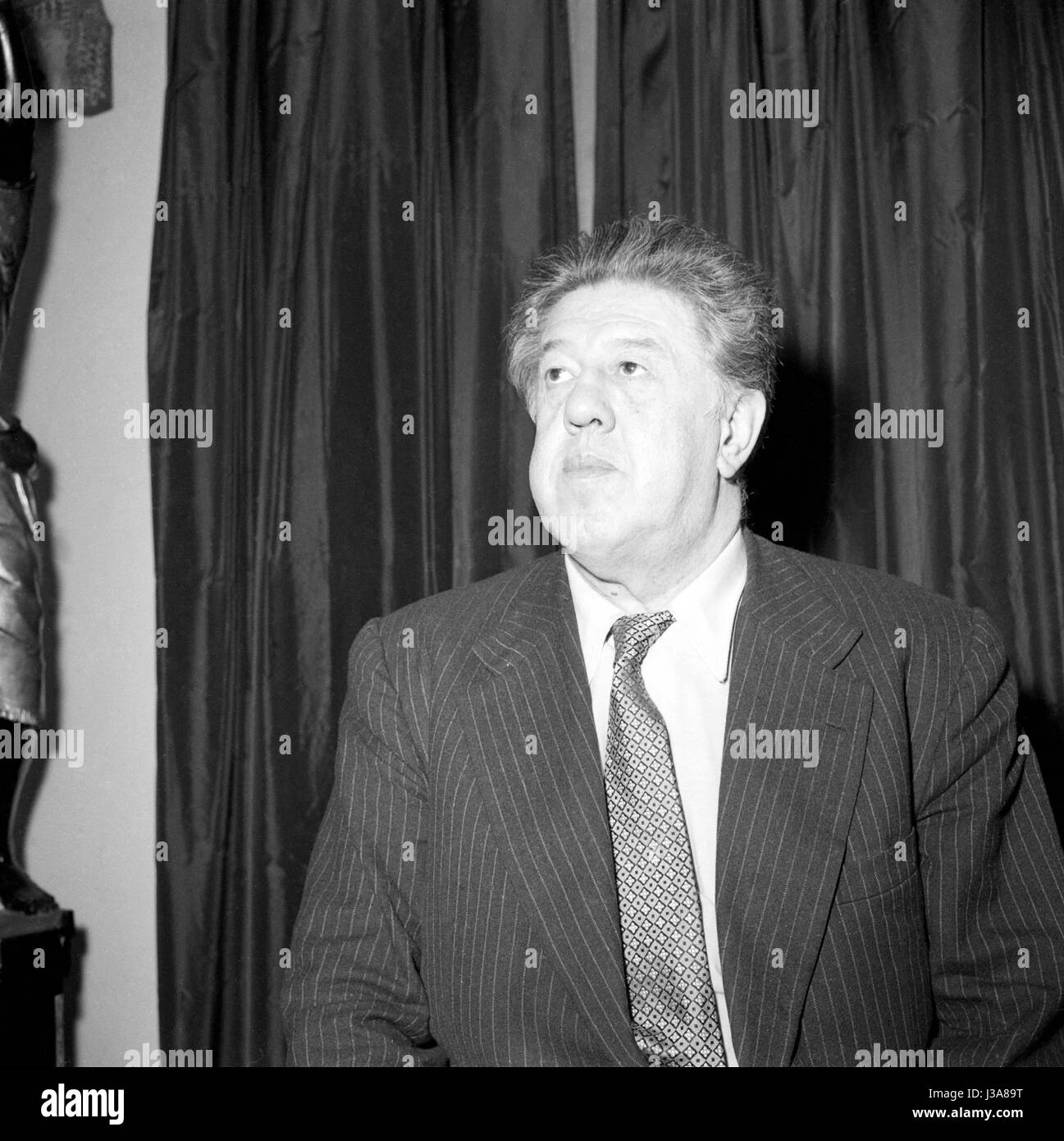 Schweizer schauspieler -Fotos und -Bildmaterial in hoher Auflösung – Alamy