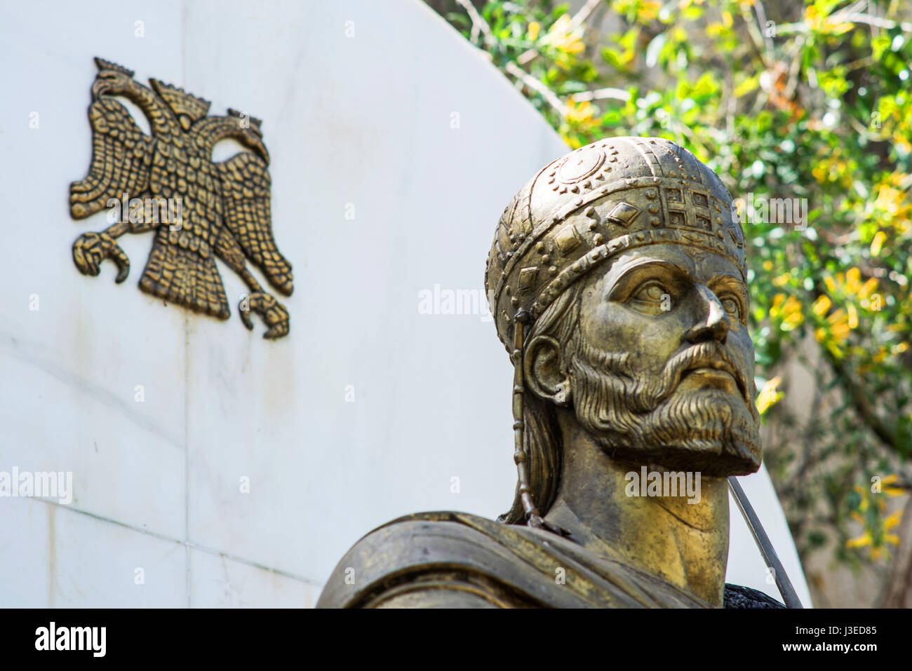 Statue constantine xi palaiologos -Fotos und -Bildmaterial in hoher ...