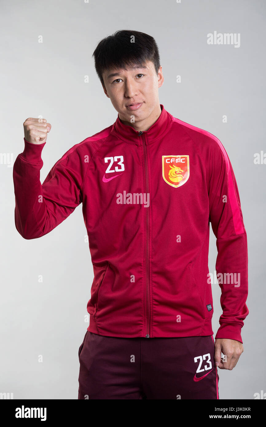 Ren Hang Stockfotos und -bilder Kaufen - Alamy