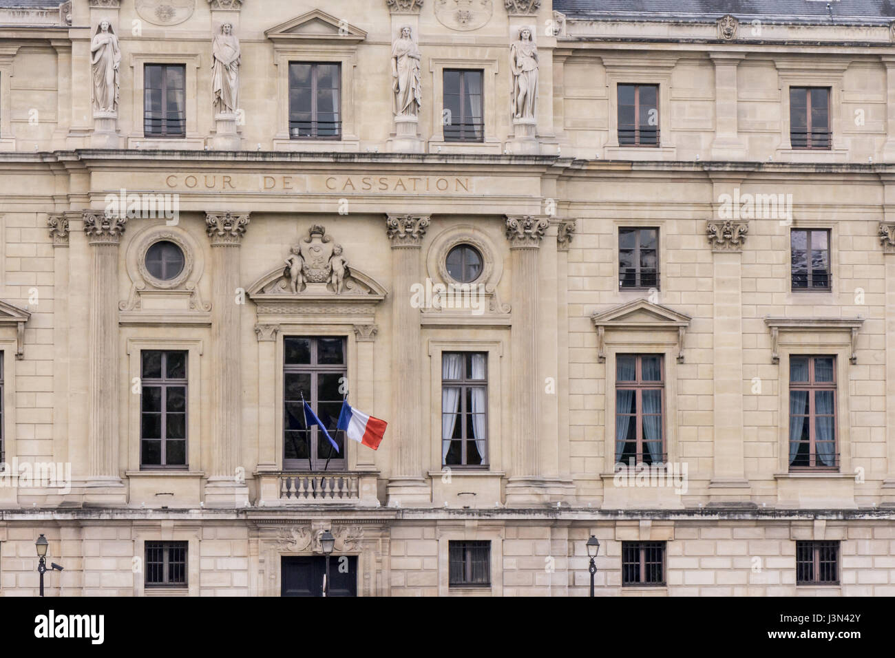 Cour cassation -Fotos und -Bildmaterial in hoher Auflösung – Alamy