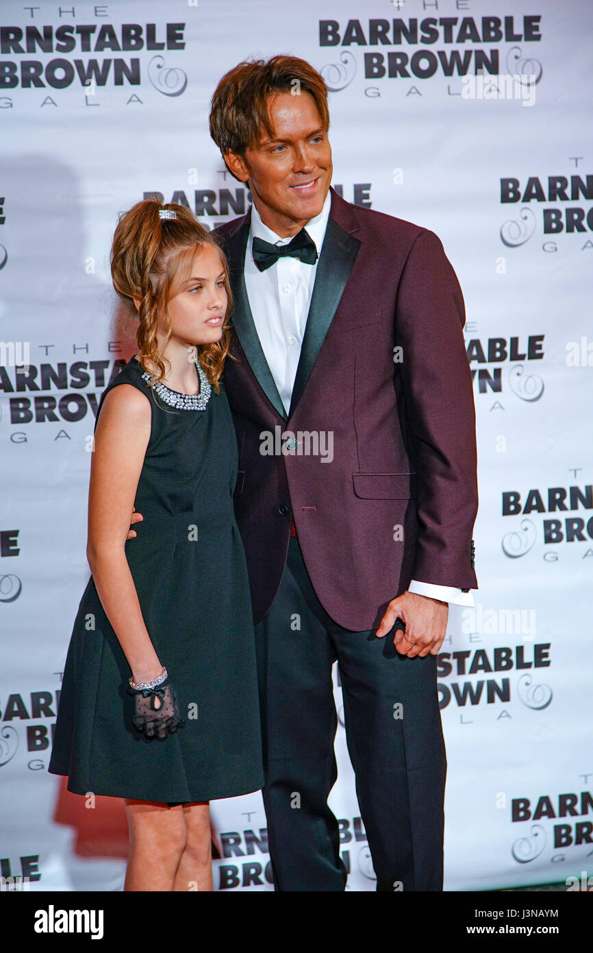 Dani brown -Fotos und -Bildmaterial in hoher Auflösung – Alamy