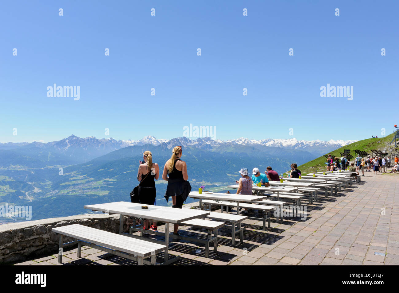 Seegrube restaurant österreich -Fotos und -Bildmaterial in hoher ...