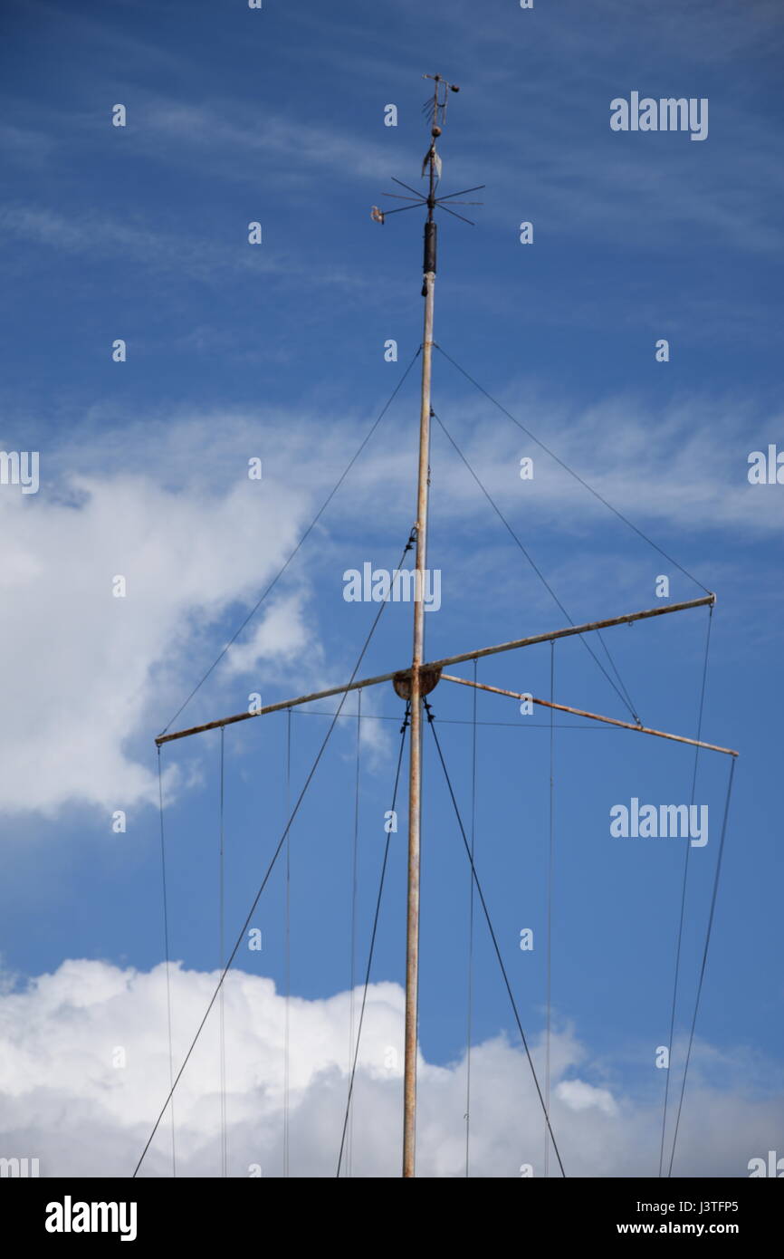 Segelboot yacht segel takelage sport -Fotos und -Bildmaterial in hoher ...