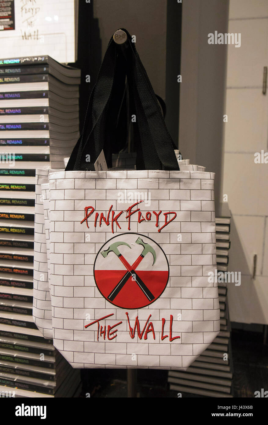 Die rosa floyd ausstellung -Fotos und -Bildmaterial in hoher Auflösung – Alamy