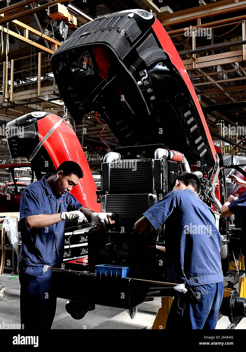 Maschinen hergestellt -Fotos und -Bildmaterial in hoher Auflösung – Alamy