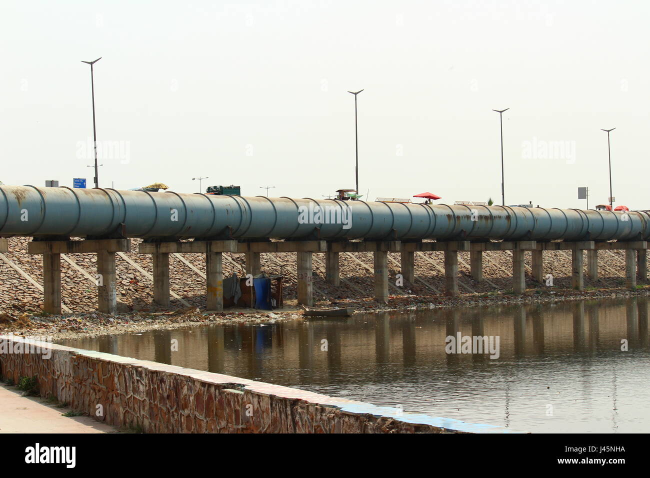 Water pipeline india -Fotos und -Bildmaterial in hoher Auflösung – Alamy