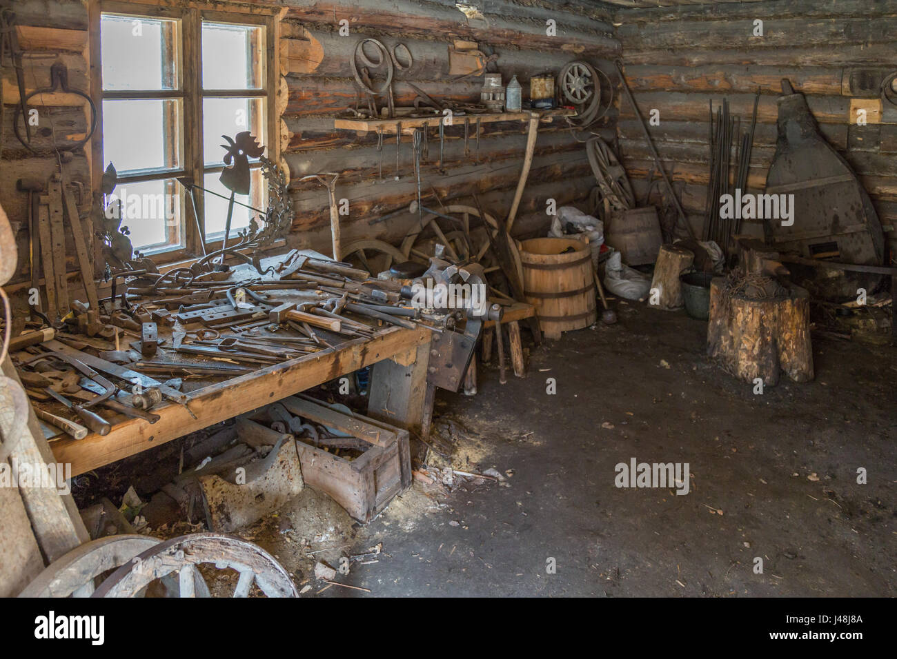 Alte werkstatt -Fotos und -Bildmaterial in hoher Auflösung – Alamy