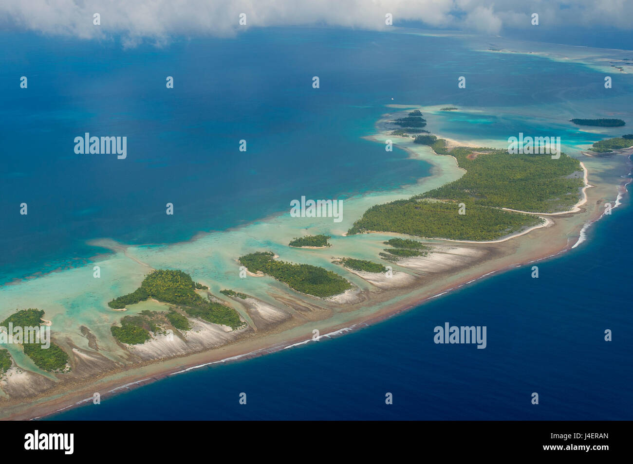 Aerial Atoll French Polynesia Stockfotos und -bilder Kaufen - Alamy