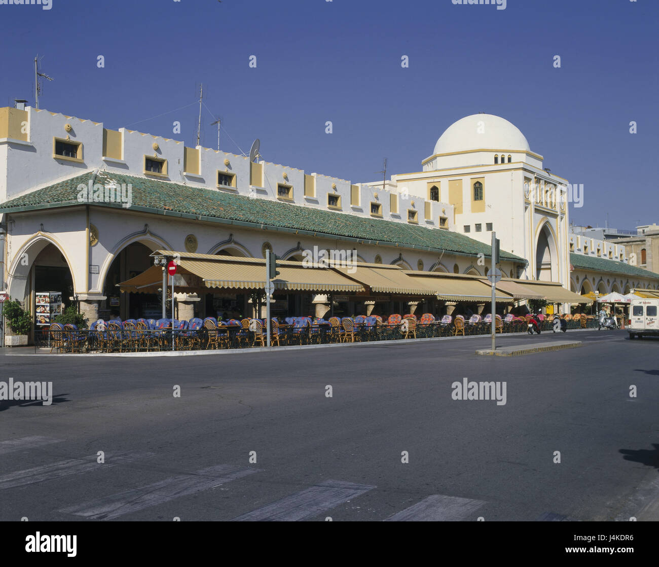 Griechenland, Rhodos, Rhodos-Stadt, Markthalle, Straßencafé Europas ...
