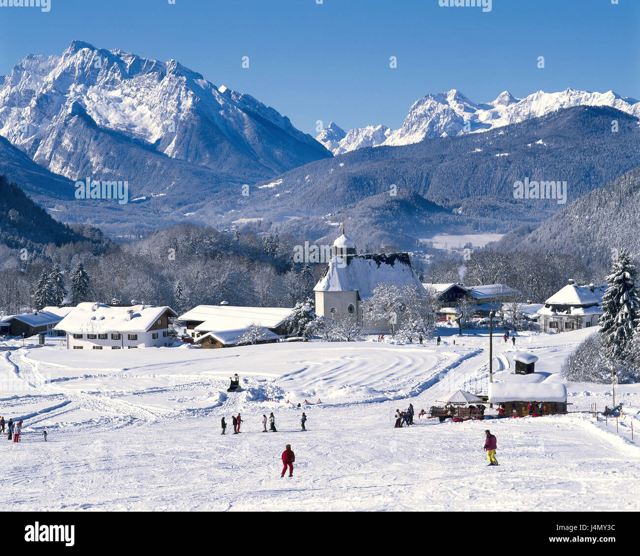 Deutschland, Berchtesgadener Land, Oberau, lokale Ansicht, Ski Piste ...