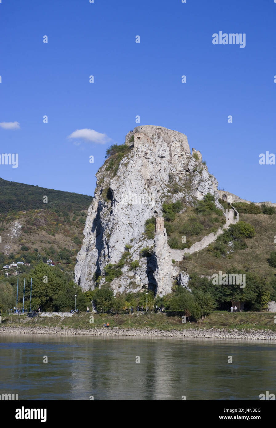 Burg devin theben -Fotos und -Bildmaterial in hoher Auflösung – Alamy