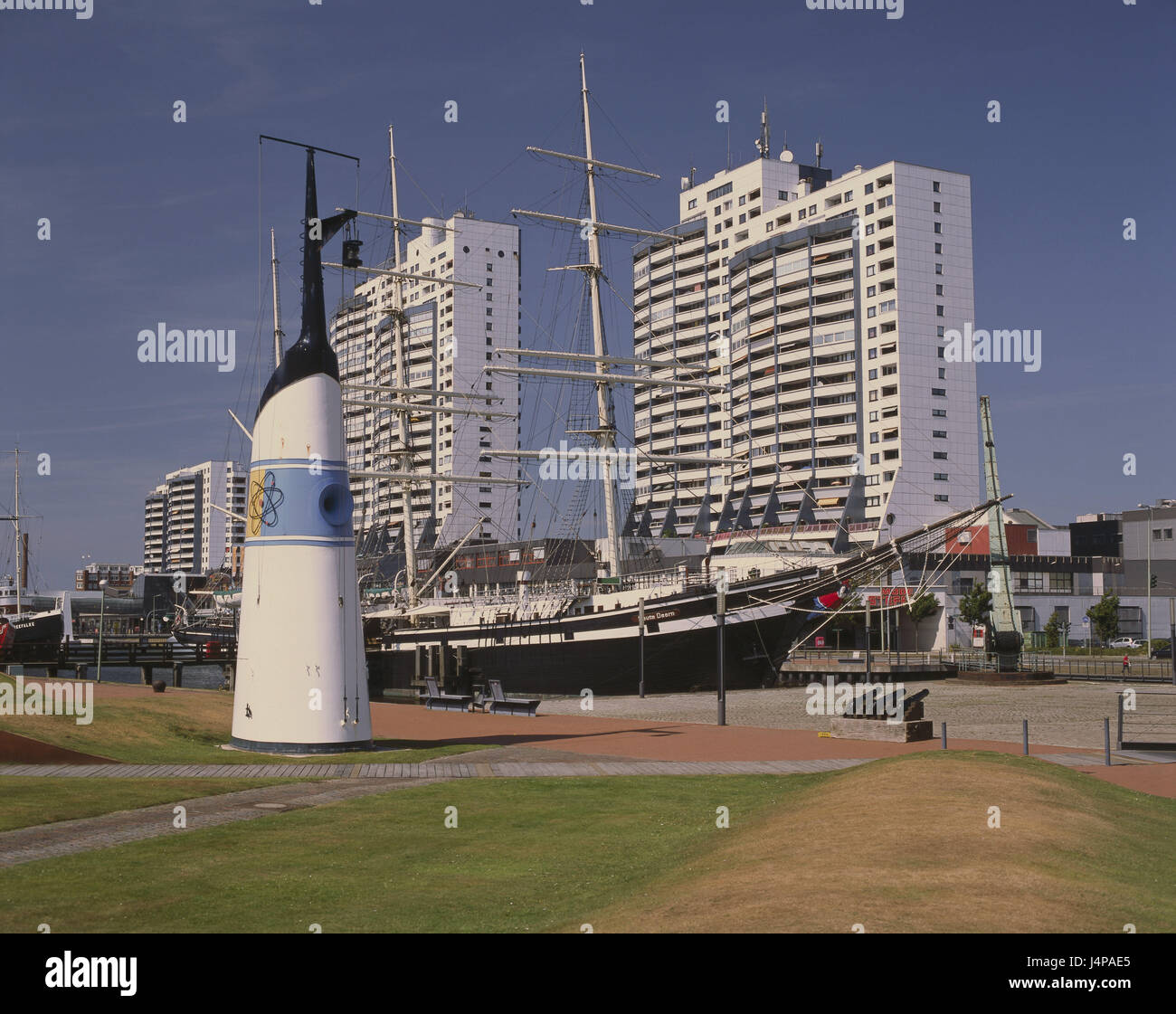 Alter hafen mit segelschiff seute deern -Fotos und -Bildmaterial in ...