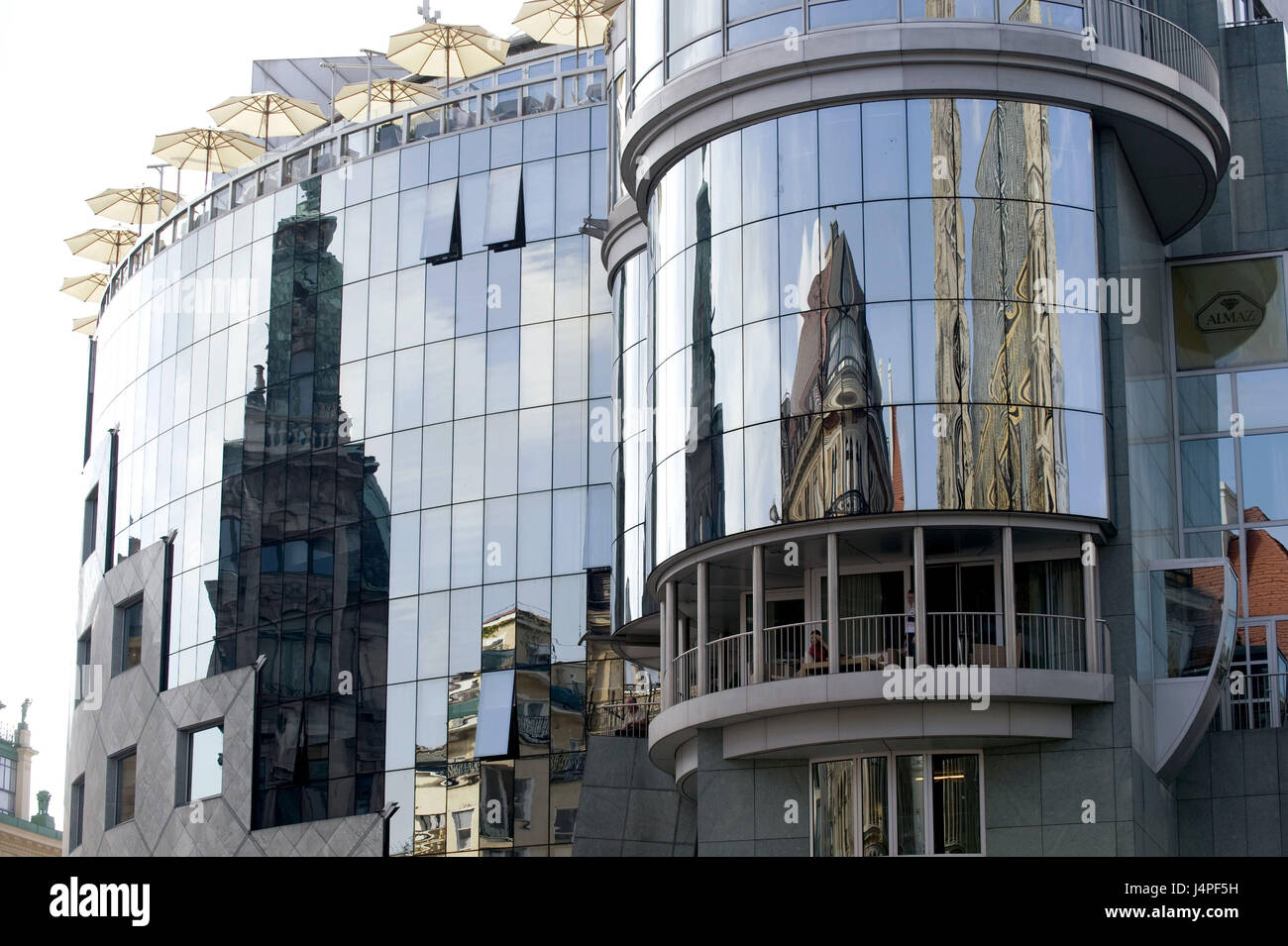 Haas house -Fotos und -Bildmaterial in hoher Auflösung – Alamy