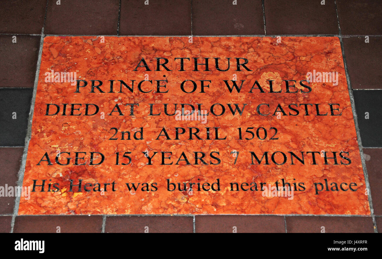 Gedenktafel für den frühen Tod von Arthur, Prinz von Wales im Jahre ...