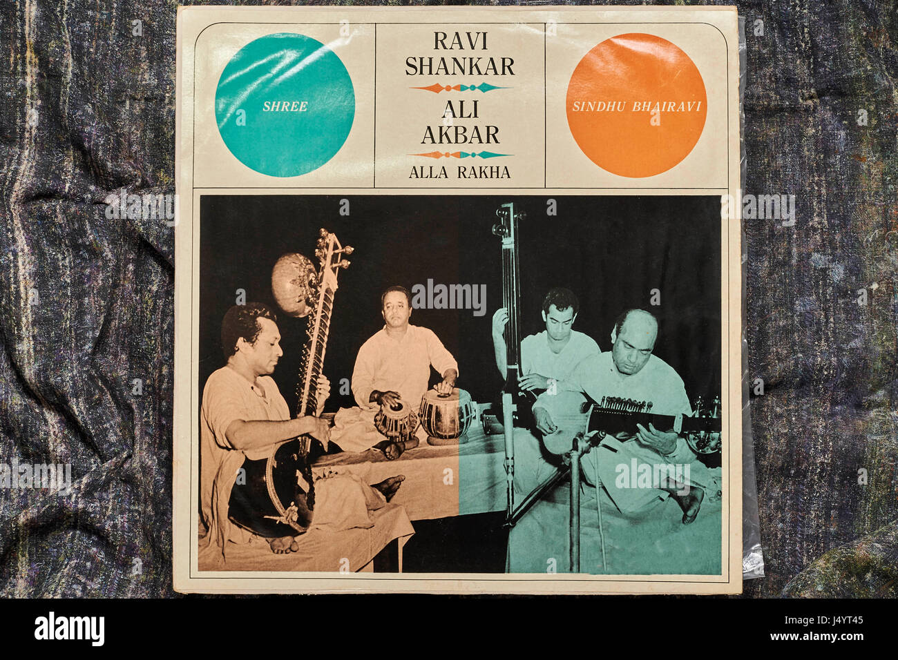 Ustad Alla Rakha Stockfotos und -bilder Kaufen - Alamy