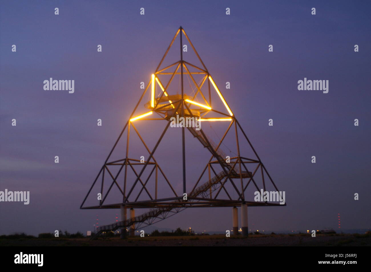 Tetrahedron die -Fotos und -Bildmaterial in hoher Auflösung – Alamy