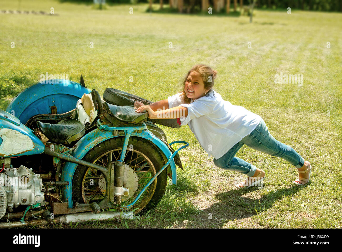 Motorrad Girls Stockfotos und -bilder Kaufen - Alamy