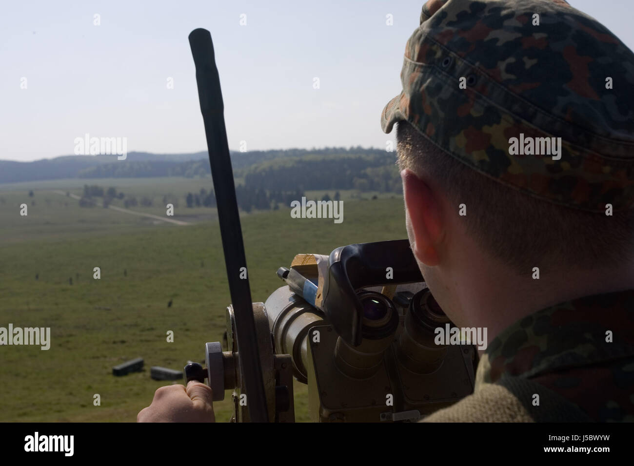 Deutsche soldat mit radio -Fotos und -Bildmaterial in hoher Auflösung – Alamy