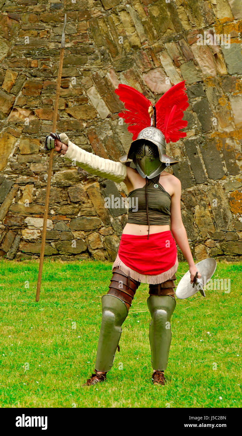 Fighting amazon -Fotos und -Bildmaterial in hoher Auflösung – Alamy