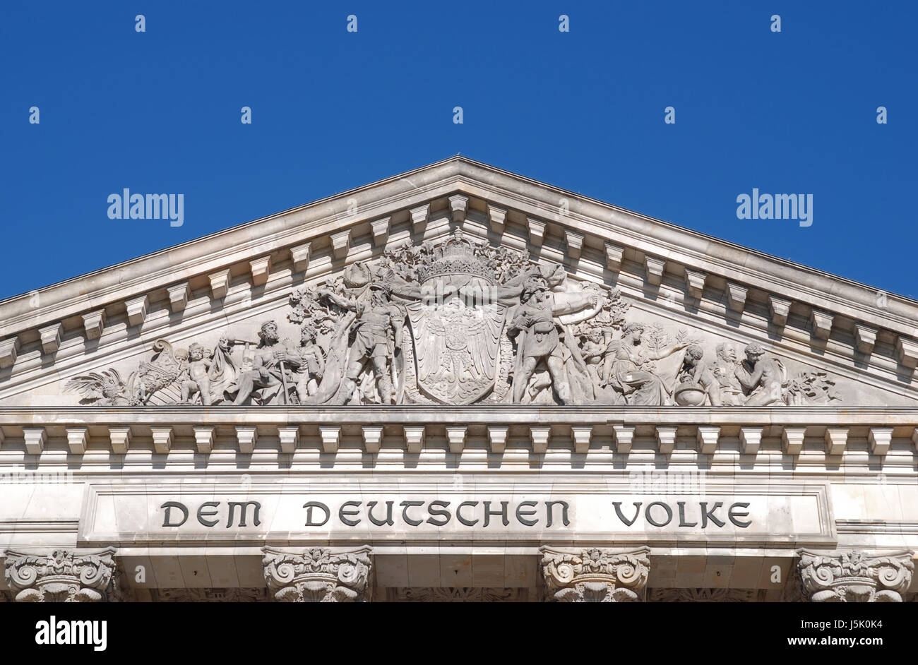 Giebel von reichstag -Fotos und -Bildmaterial in hoher Auflösung – Alamy